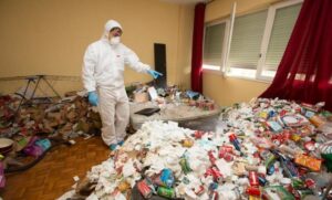 Diogenes Syndrome – A Different Kind of Hoarding - CogniFit Blog: Brain ...