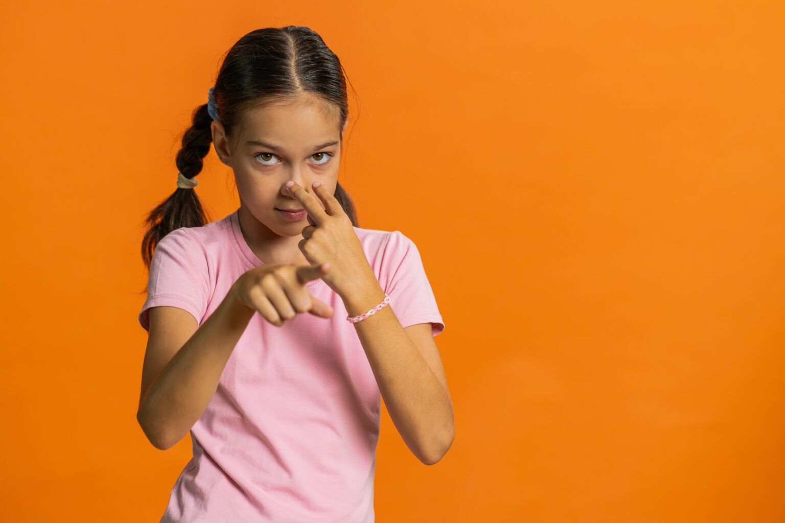 Knowing You’re Watched Changes How Your Brain Processes Faces, Study ...